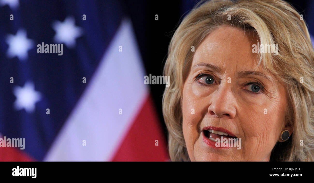 NEW YORK, NY - JULY 24: Democratic presidential frontrunner Hillary ...
