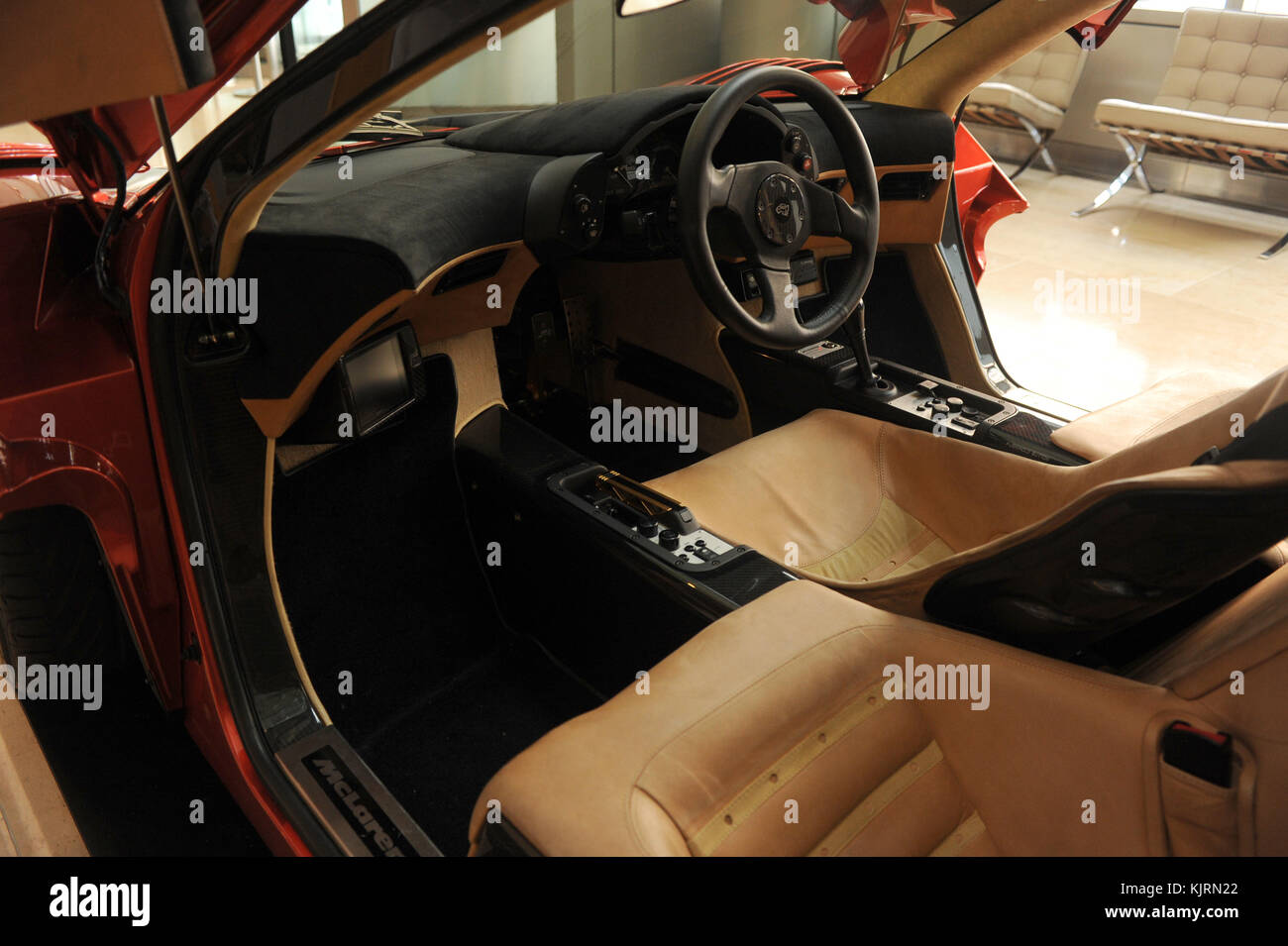 Mclaren f1 1998 hi-res stock photography and images - Alamy
