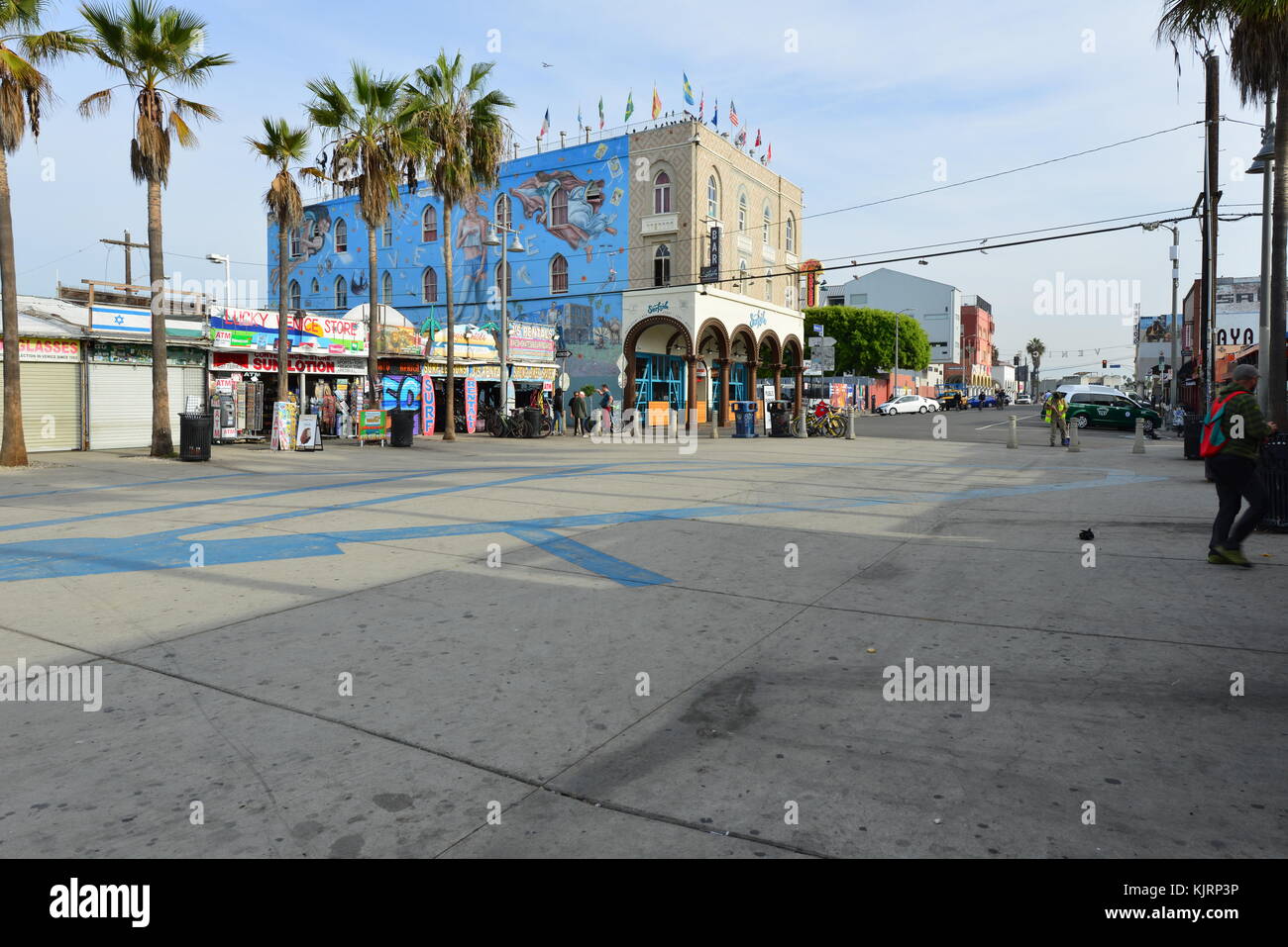 The promenade at Venice beach in California Stock Photo - Alamy