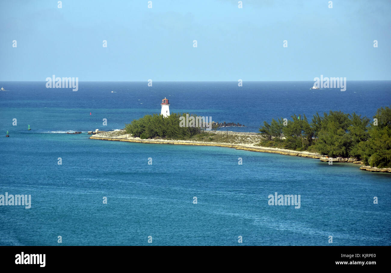 Lighthouse on the coastline of the Bahamas in the Caribbean Stock Photo ...