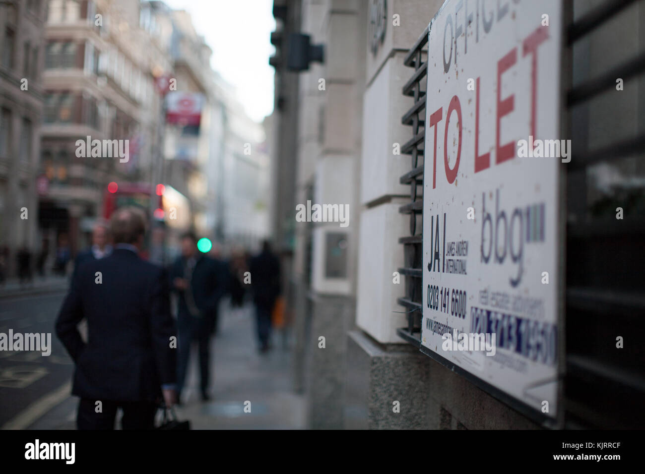 London to let office hi-res stock photography and images - Alamy