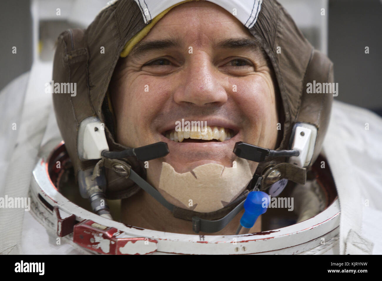 NASA Space Shuttle Atlantis International Space Station STS-135 mission ...