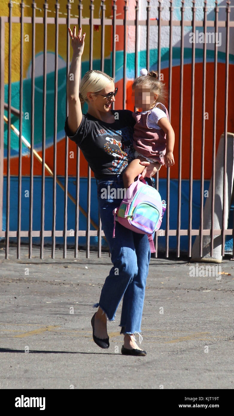 Ashlee Simpson picking up her daughter from school Featuring: Ashlee ...