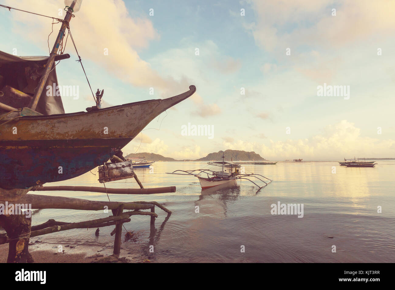 Traditional Philippino boat in the sea, Palawan island, Philippines ...