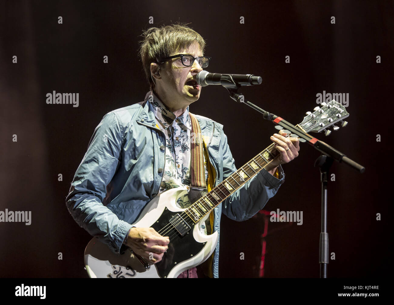 Weezer performing at Manchester O2 Apollo Featuring: Weezer, Rivers ...