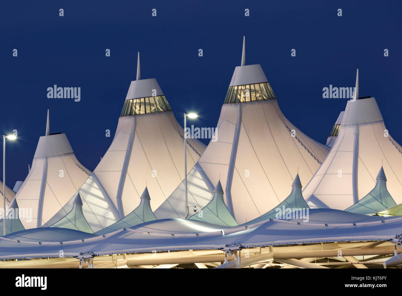 "Tent" fiberglass roof (designed by Fentress Bradburn Architects ...