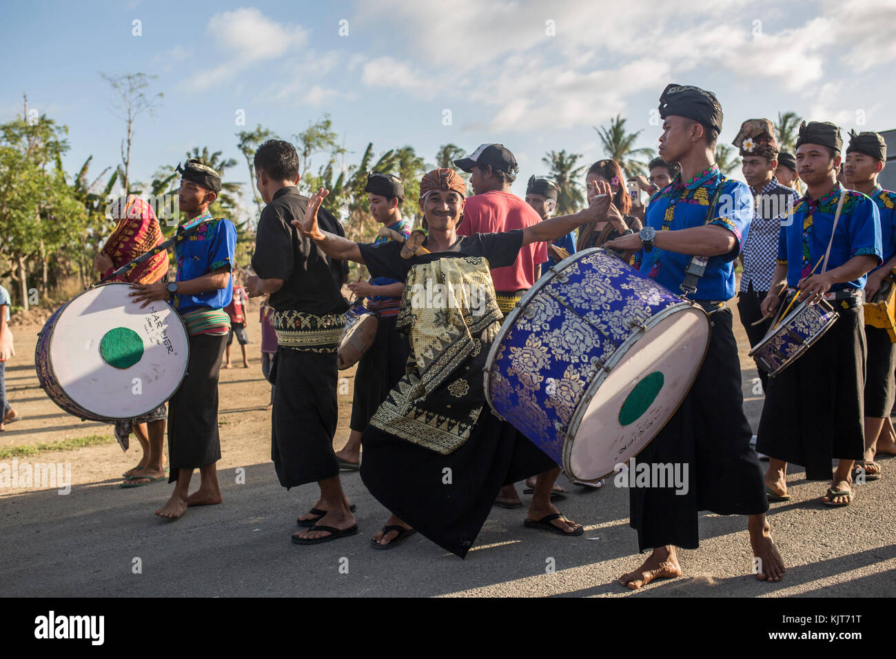 LOMBOK, INDONESIA - 22 AUGUST 2017: People celebrating traditional ...