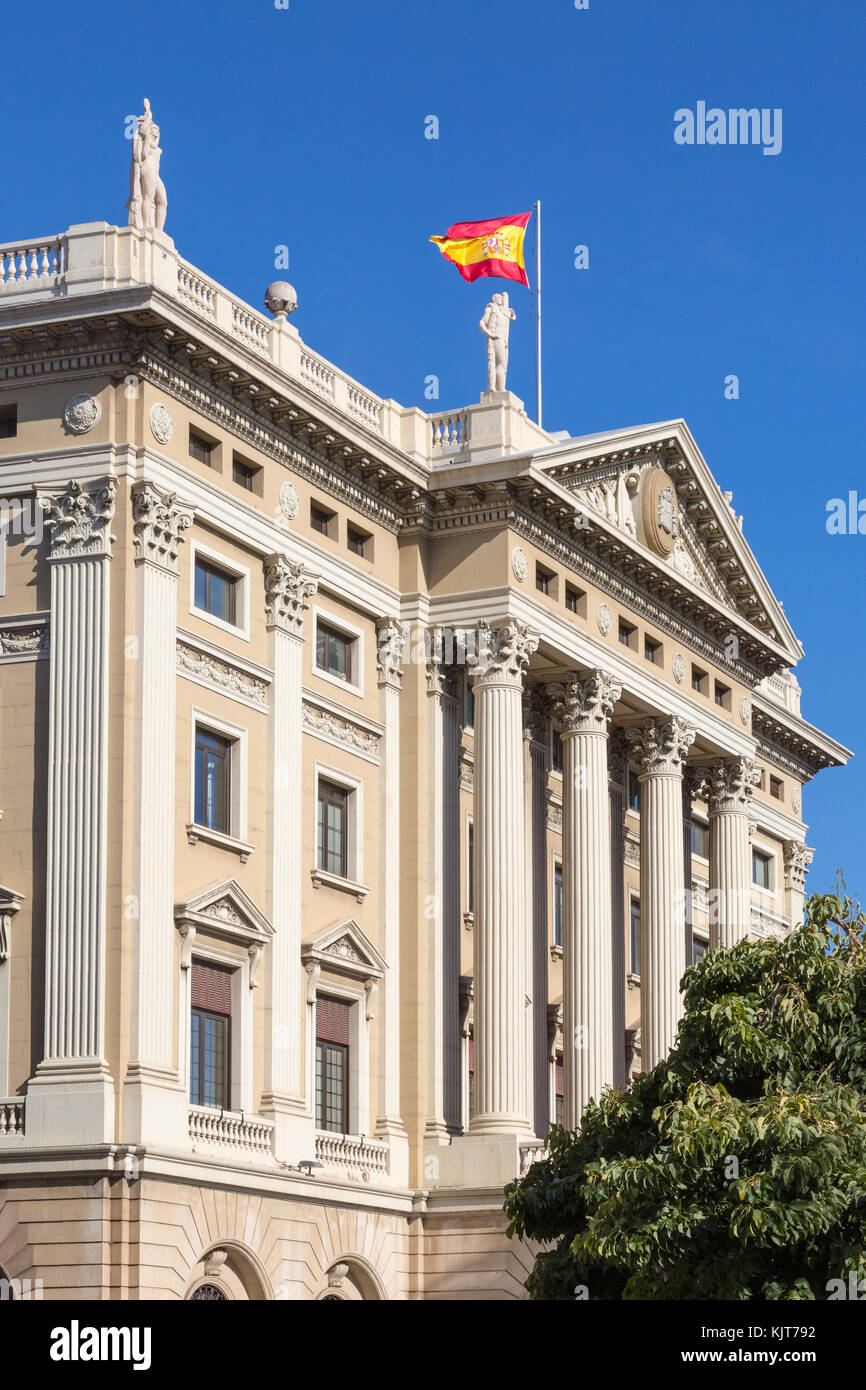 Army headquarters building barcelona hi-res stock photography and ...