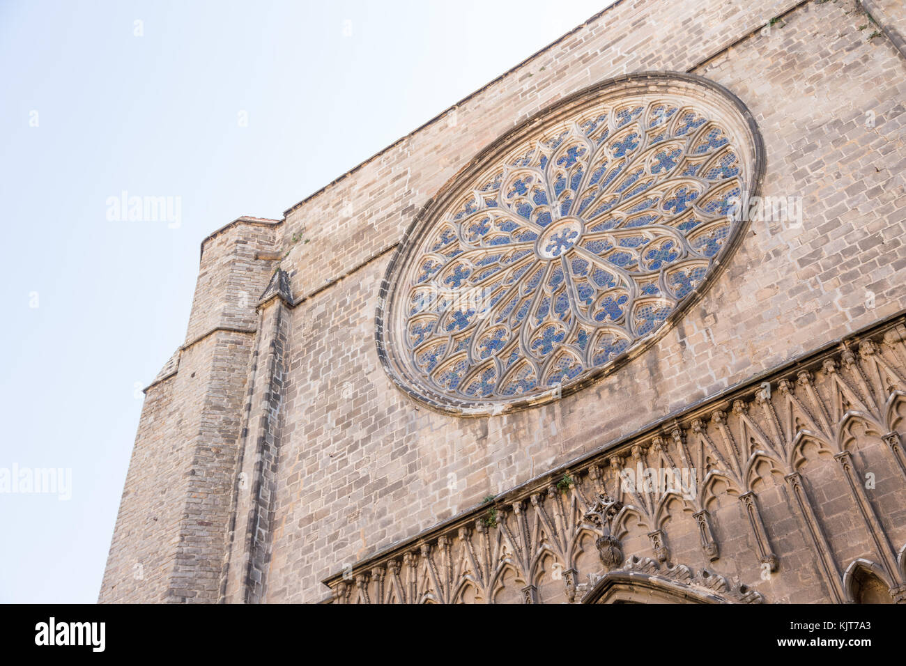 Rosette of church Santa Maria in Barcelona, Spain Stock Photo - Alamy
