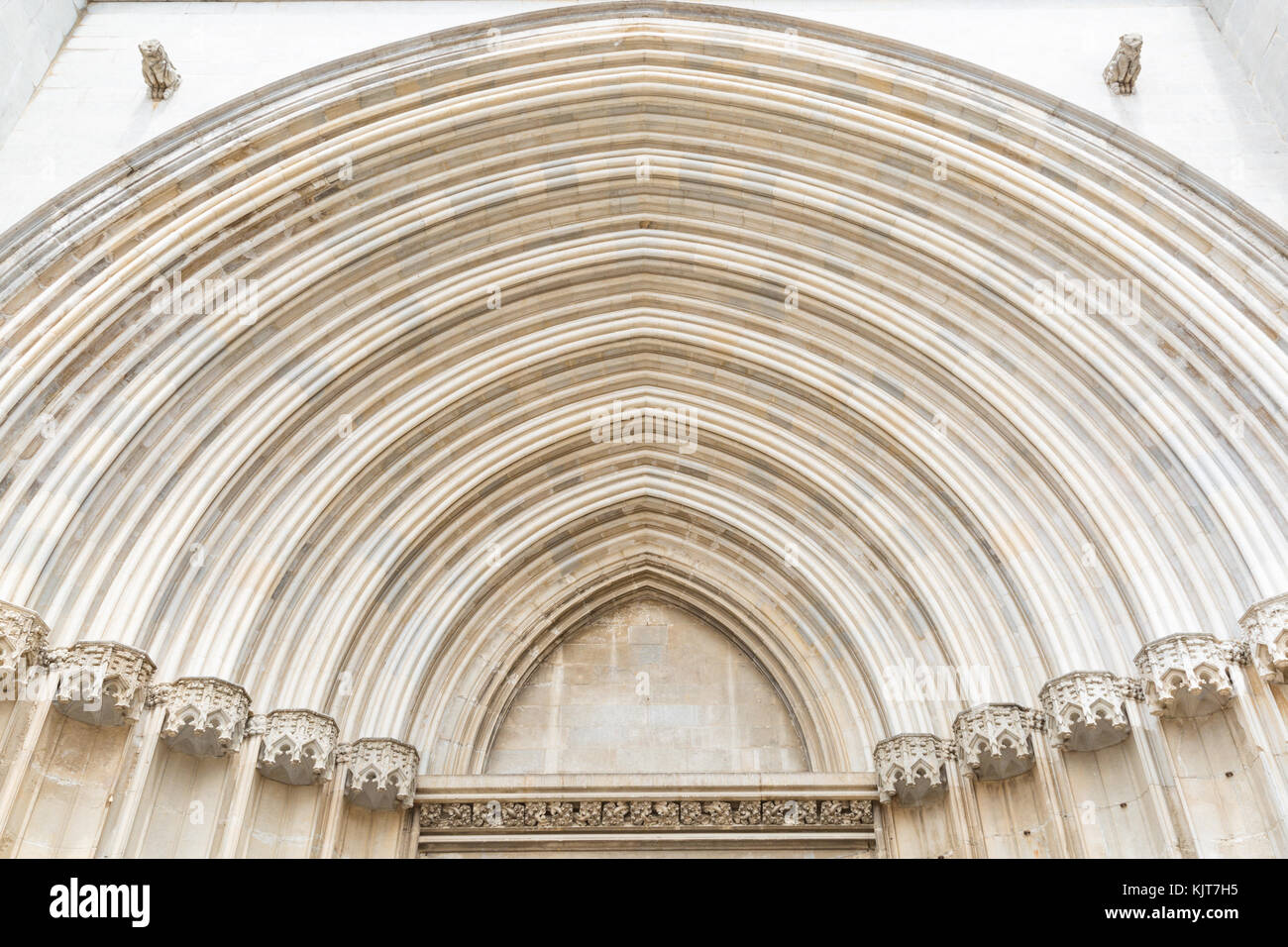 Detail of the archivolts hi-res stock photography and images - Alamy