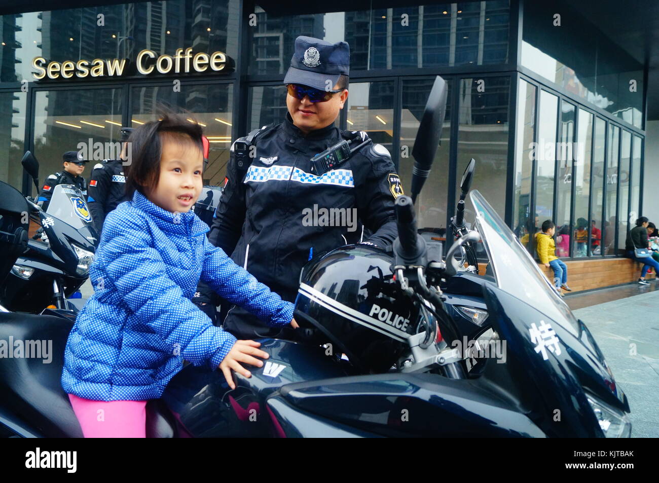 Shenzhen police open day scene, the appearance of the motorcycle ...