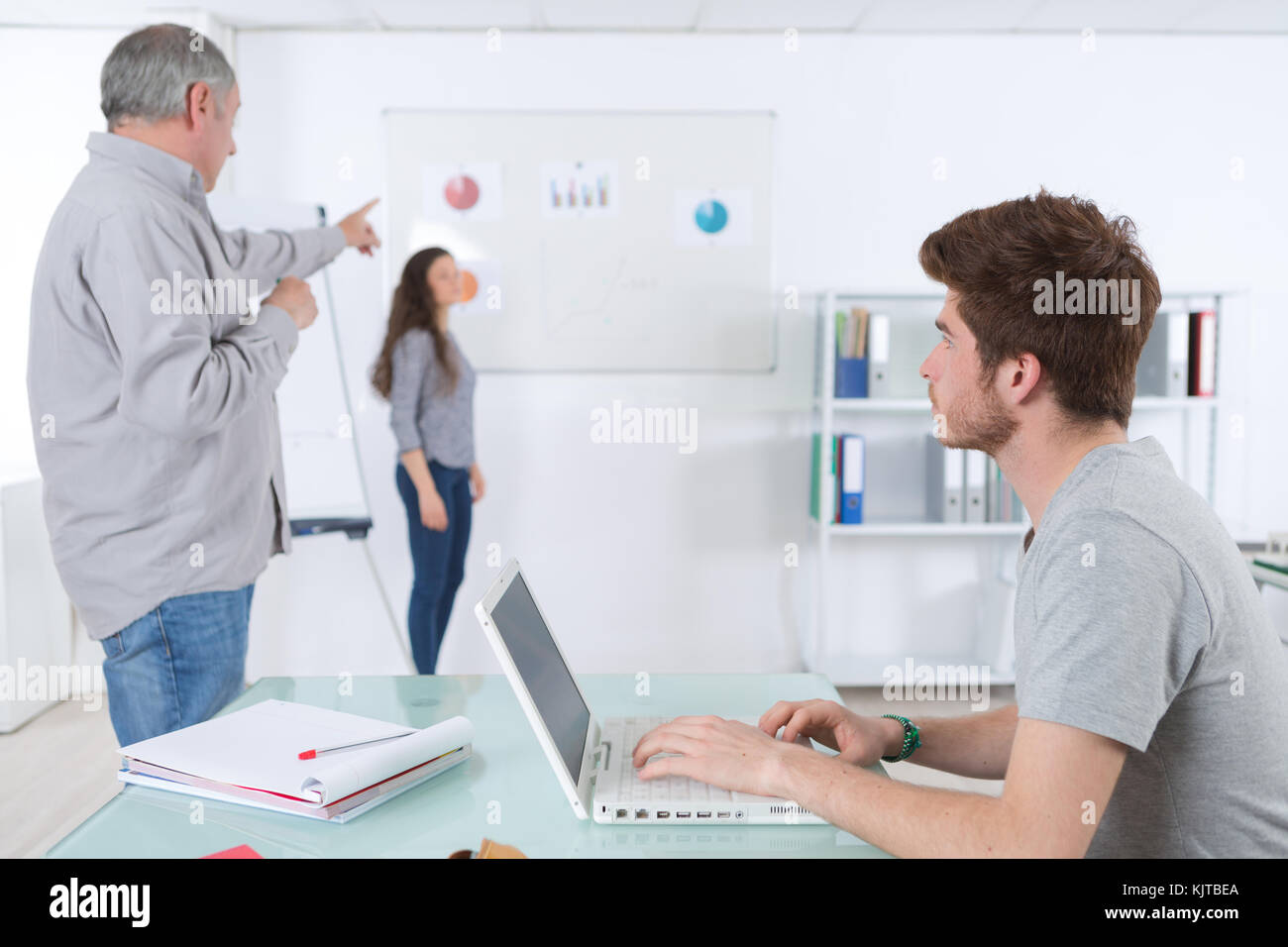 talking sharing ideas concept Stock Photo - Alamy