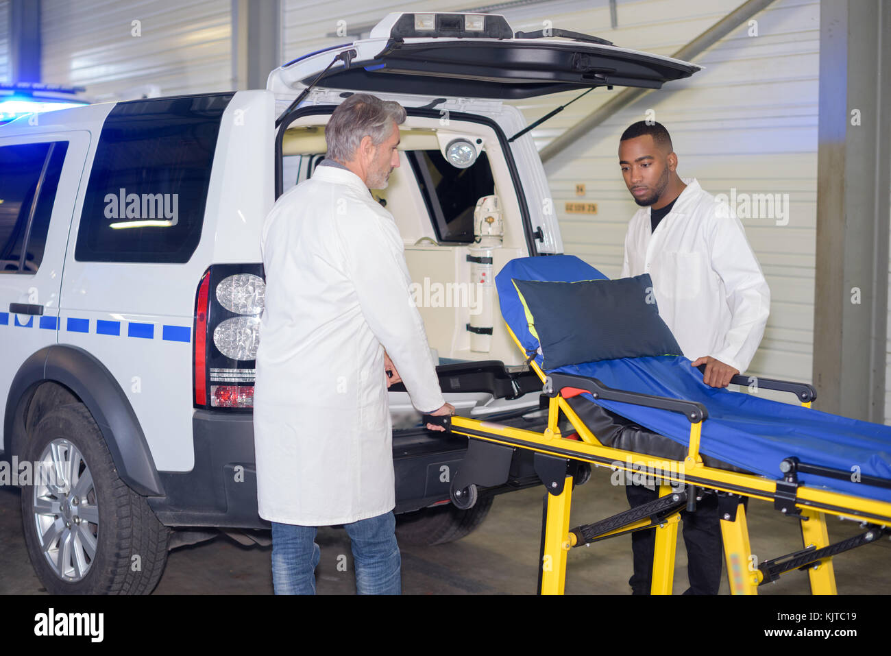 rescuers preparing the ambulance Stock Photo - Alamy