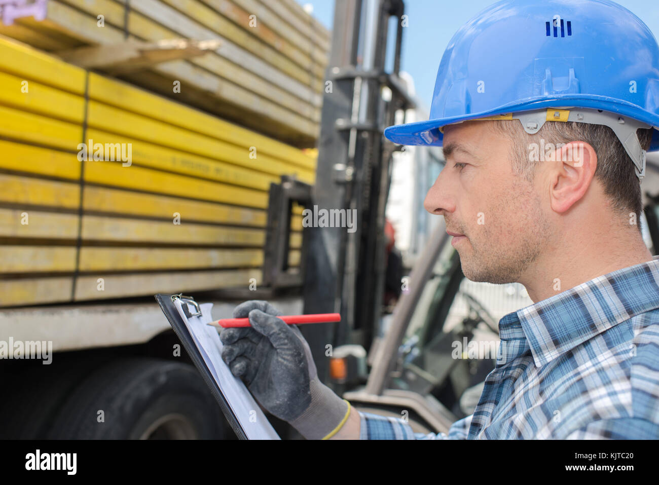 signing for truck delivery Stock Photo - Alamy