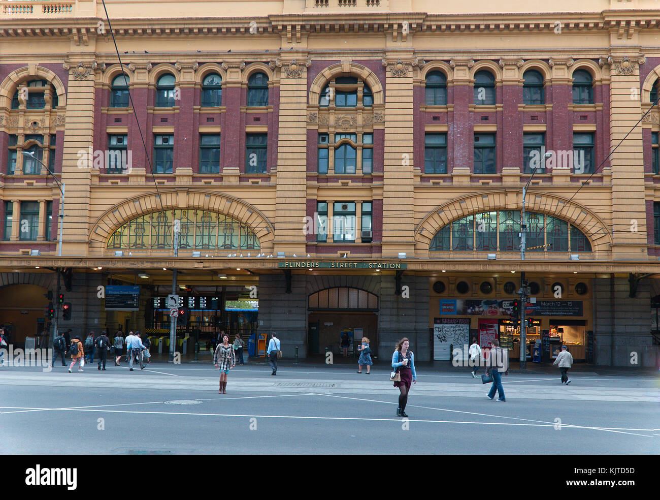Flinders Street Railway Station Stock Photo - Alamy