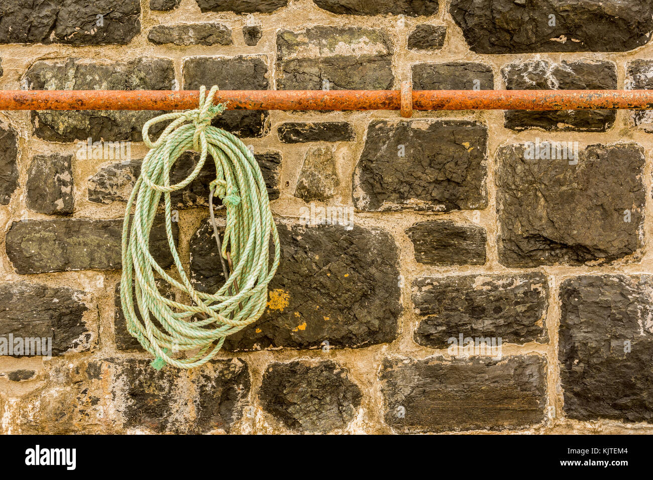 Hanging rope coil hi-res stock photography and images - Alamy