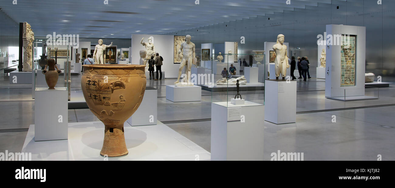 Louvre And Lens High Resolution Stock Photography and Images - Alamy
