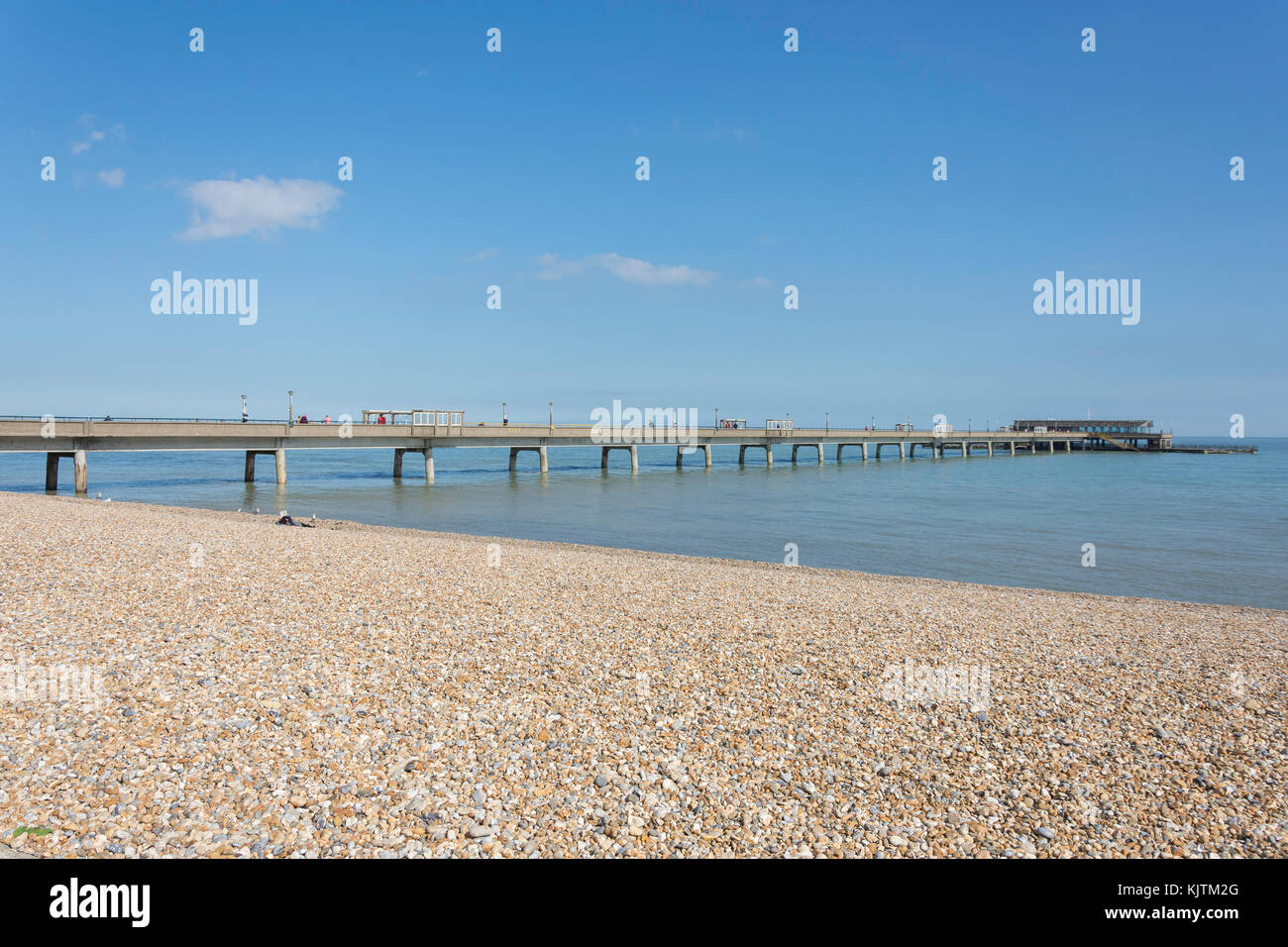 Beach and pier, Deal, Kent, England, United Kingdom Stock Photo - Alamy