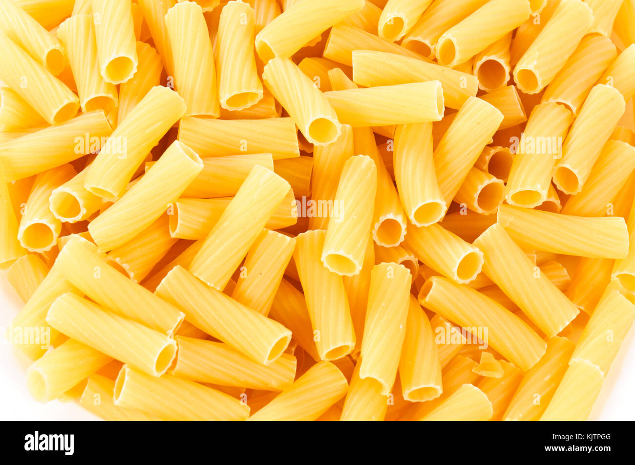 Yellow italian pasta hi-res stock photography and images - Alamy