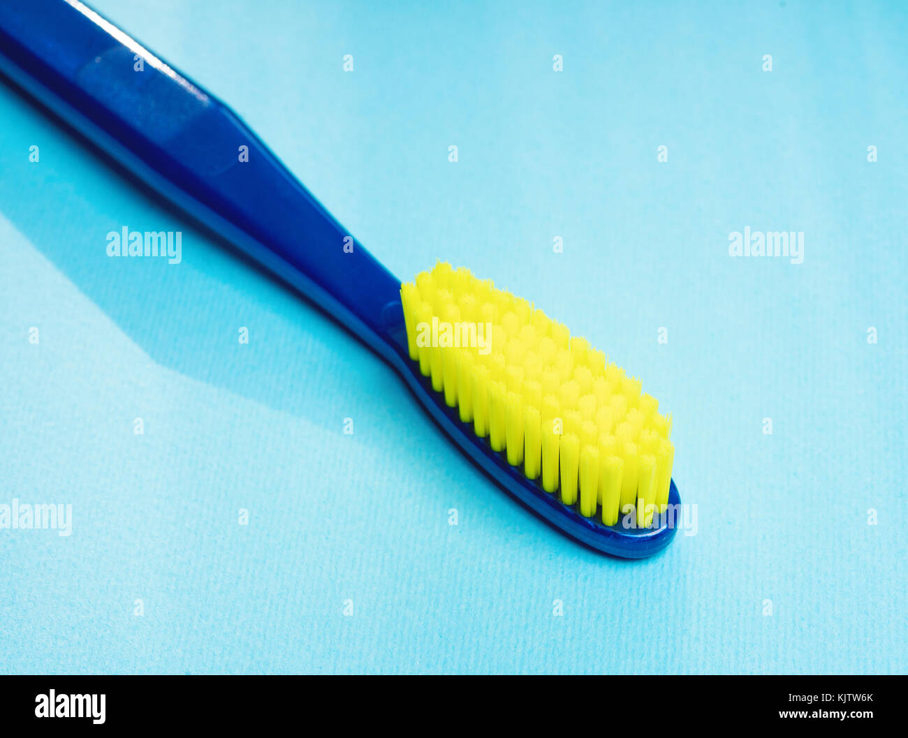 Blue yellow striped toothpaste hi-res stock photography and images - Alamy