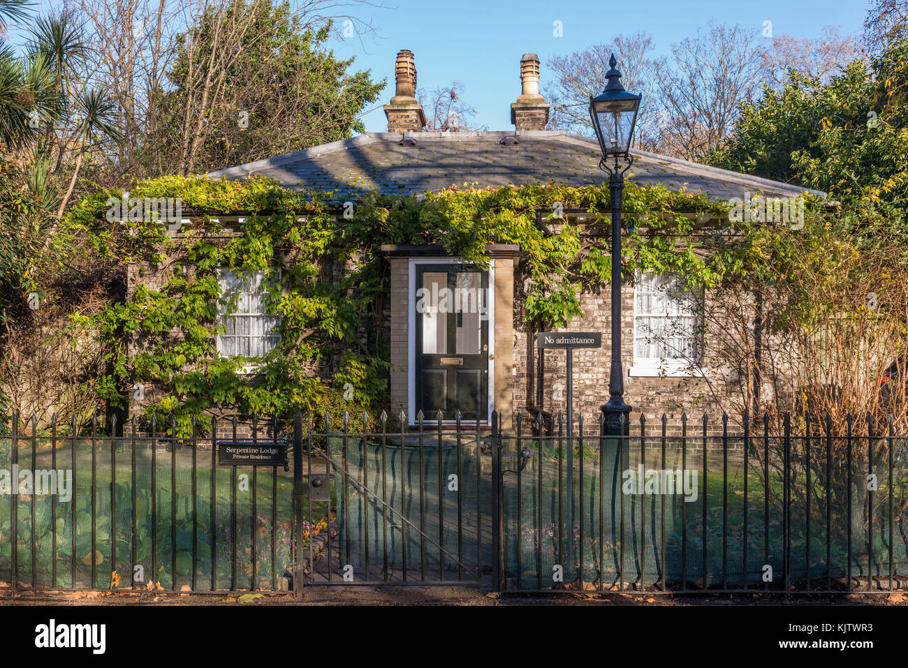 Serpentine Lodge Hyde Park London England Stock Photo - Alamy