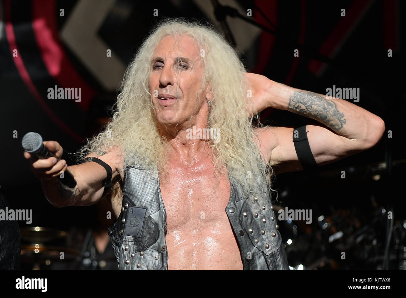 NEW YORK, NY - SEPTEMBER 02: Dee Snider of Twisted Sister performs on ...