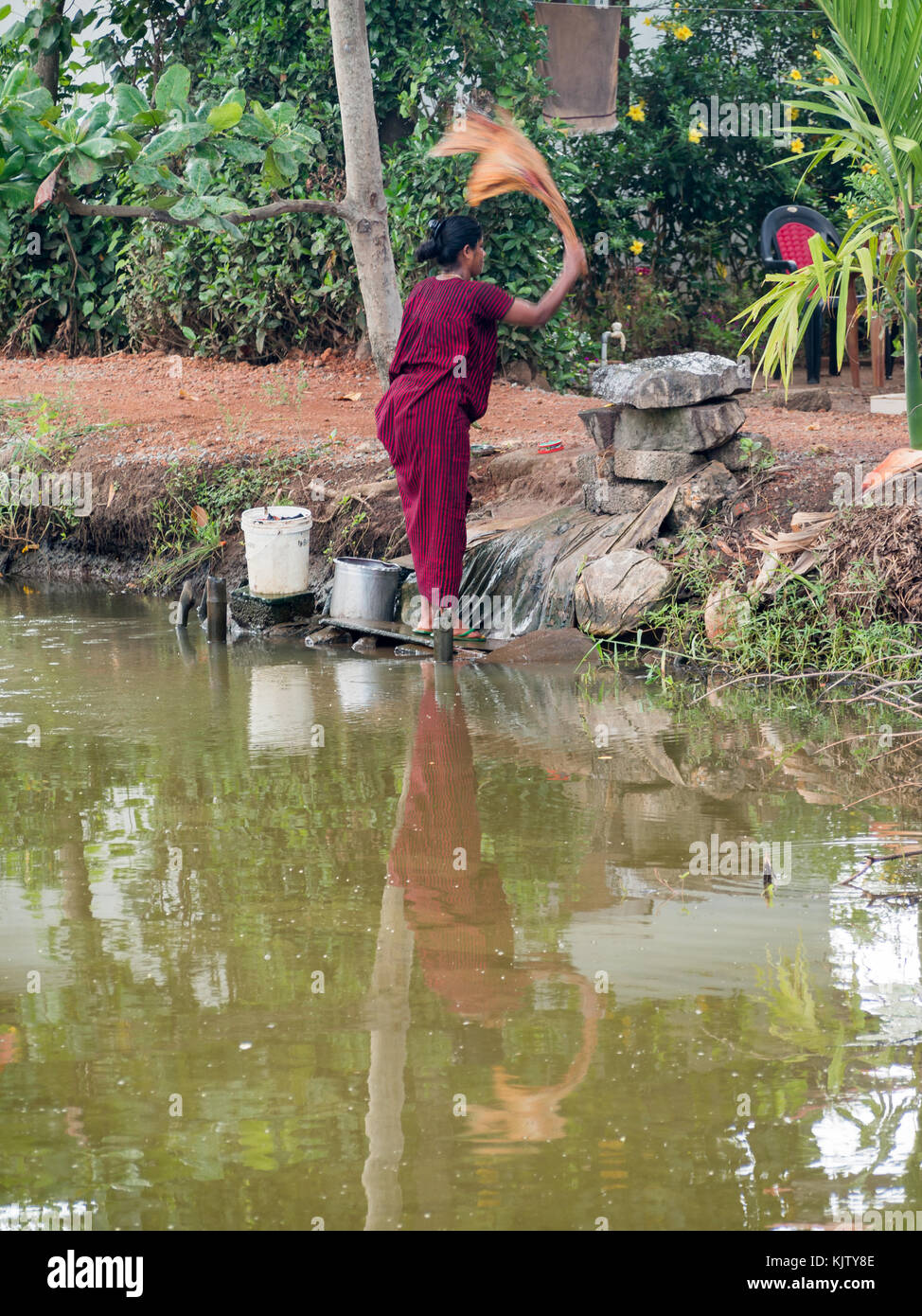 Life by the canals of Kerala backwaters Stock Photo - Alamy