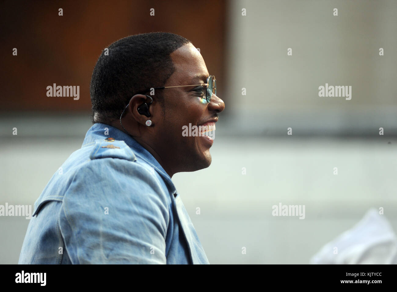 NEW YORK, NY - MAY 20: Mase performs on NBC's 'Today' at Rockefeller ...