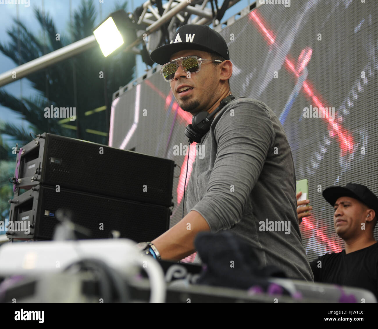 MIAMI BEACH, FL - AUGUST 13: Afrojack performs during the I Heart Radio ...
