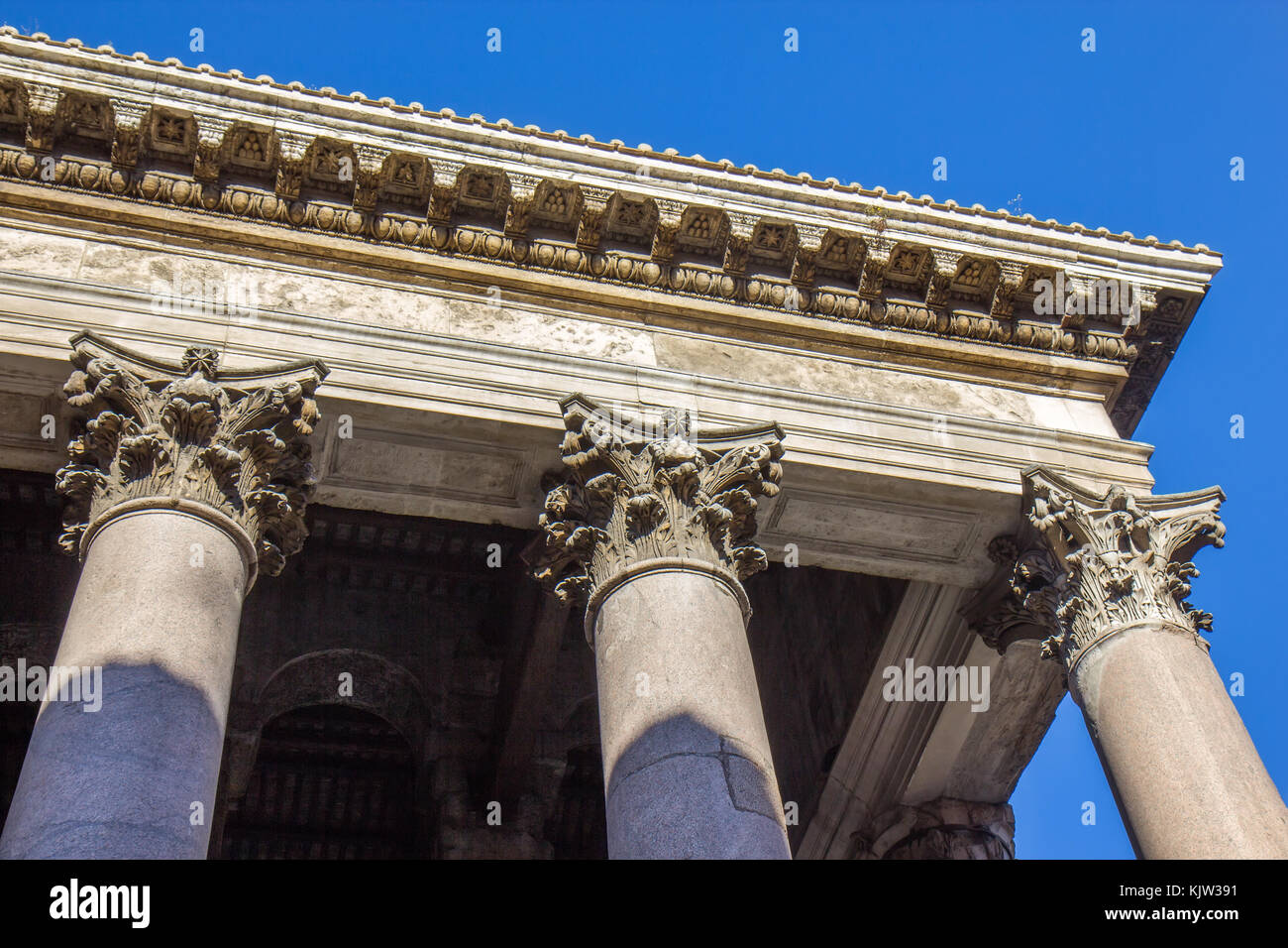 Ancient Roman Pantheon temple, detail - Rome, Italy Stock Photo - Alamy