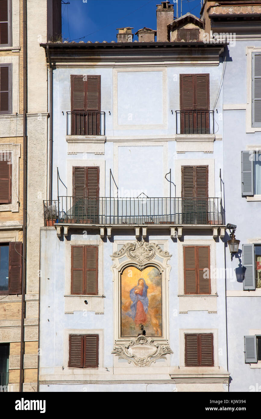 Tight corner hi-res stock photography and images - Alamy