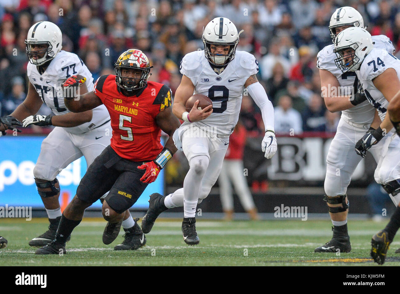 College Park, Maryland, USA. 25th Nov, 2017. Tackle CAVON WALKER (5 ...