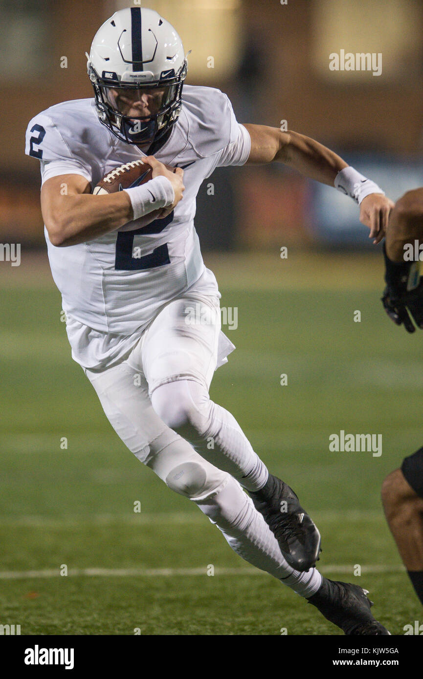 College Park, Maryland, USA. 25th Nov, 2017. Quarterback TOMMY STEVENS ...
