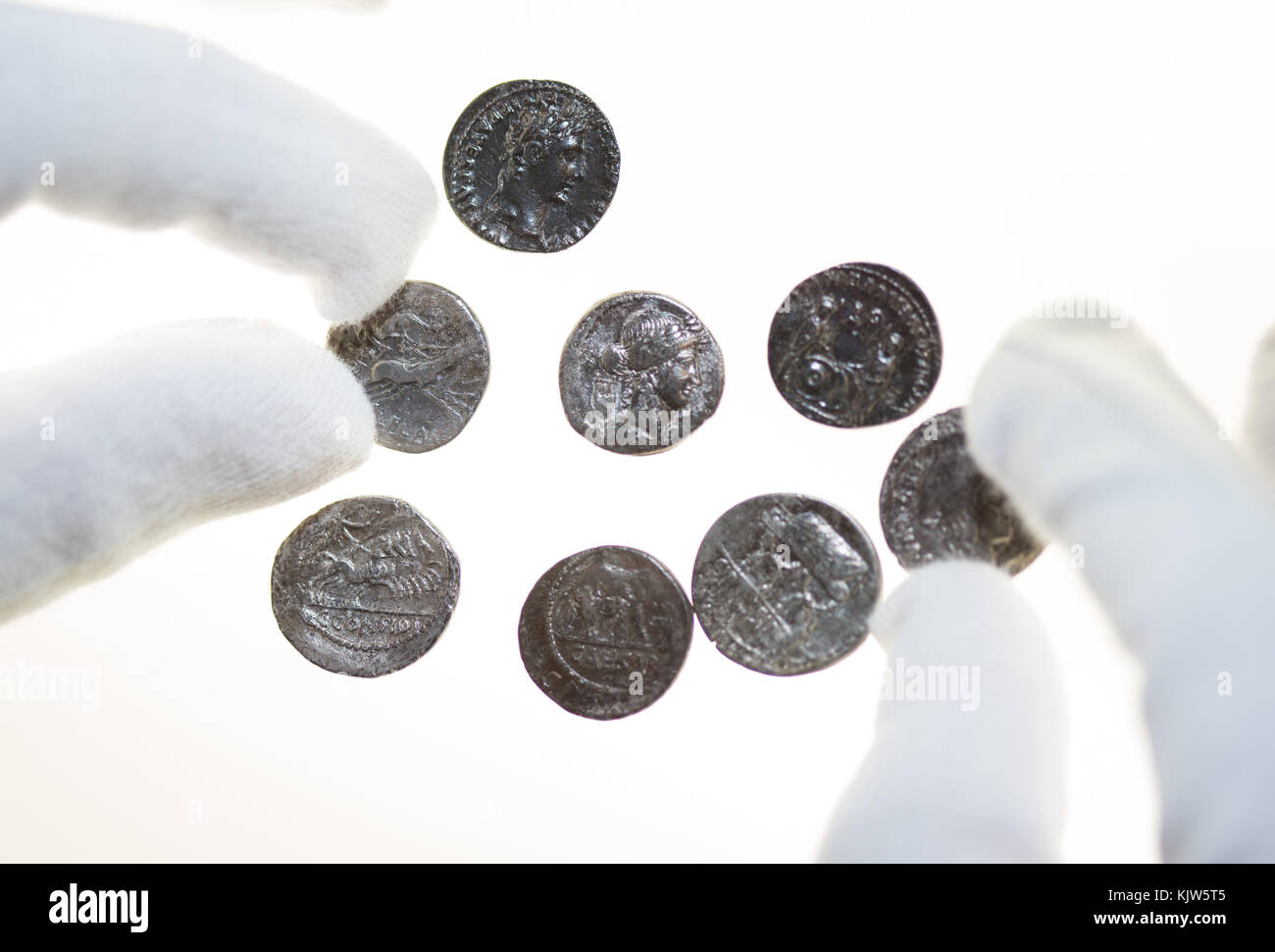 Roman hoard coins hi-res stock photography and images - Alamy