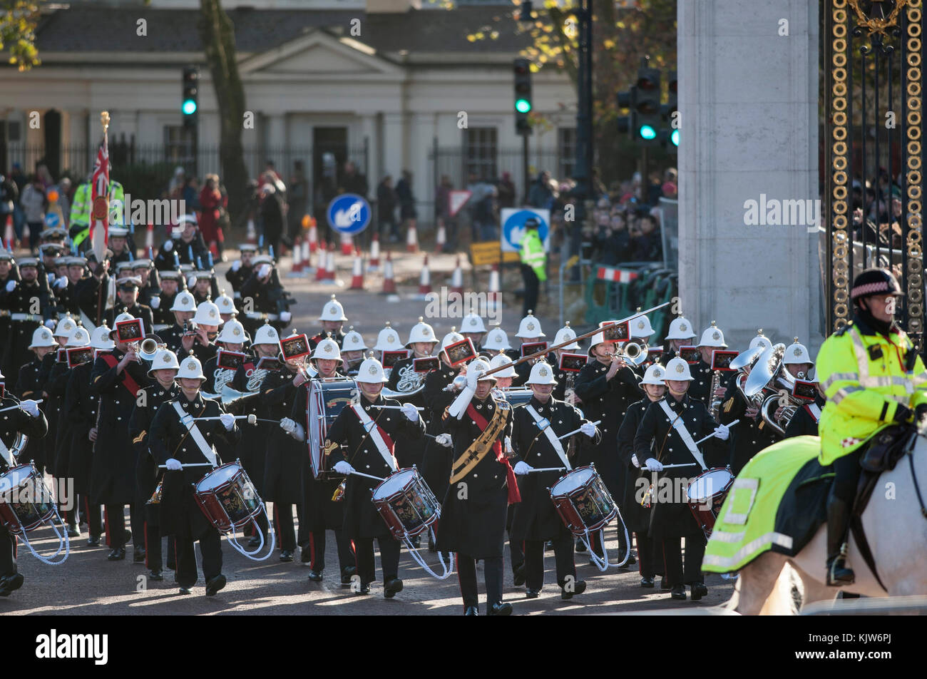 Buckingham Palace, London, UK. 26 November, 2017. In a historic first ...