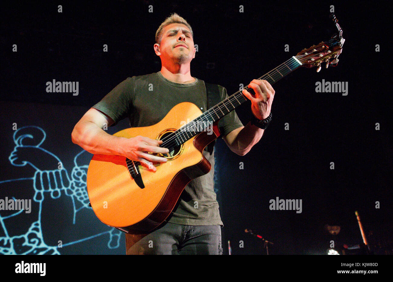 Miami, FL, USA. 25th Nov, 2017. Rodrigo Y Gabriela perform during the ...