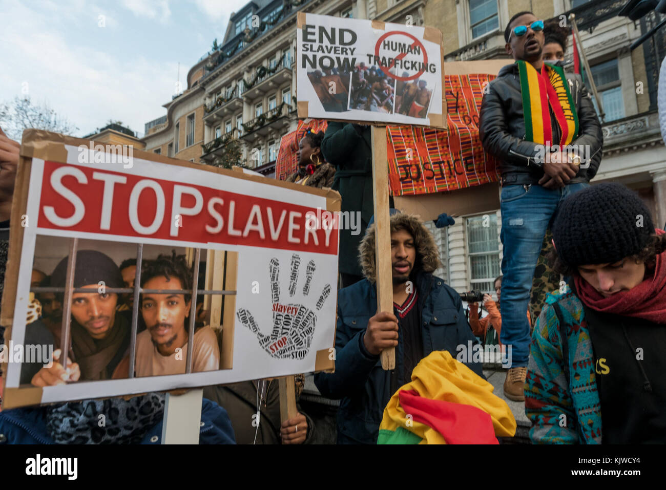 Now showing across london hi-res stock photography and images - Alamy