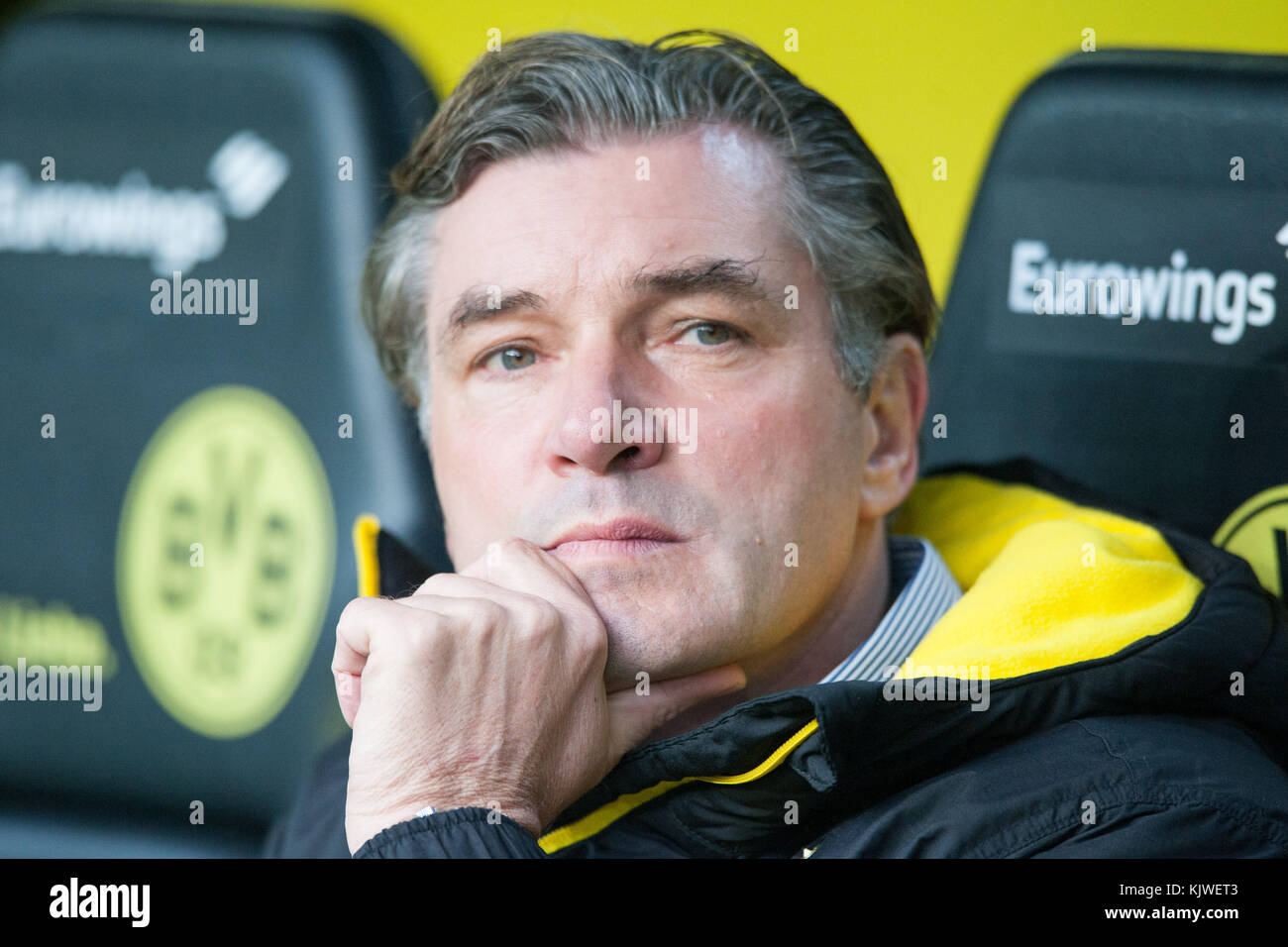 Dortmund, Deutschland. 25th Nov, 2017. Michael ZORC (Sportdirektor DO ...