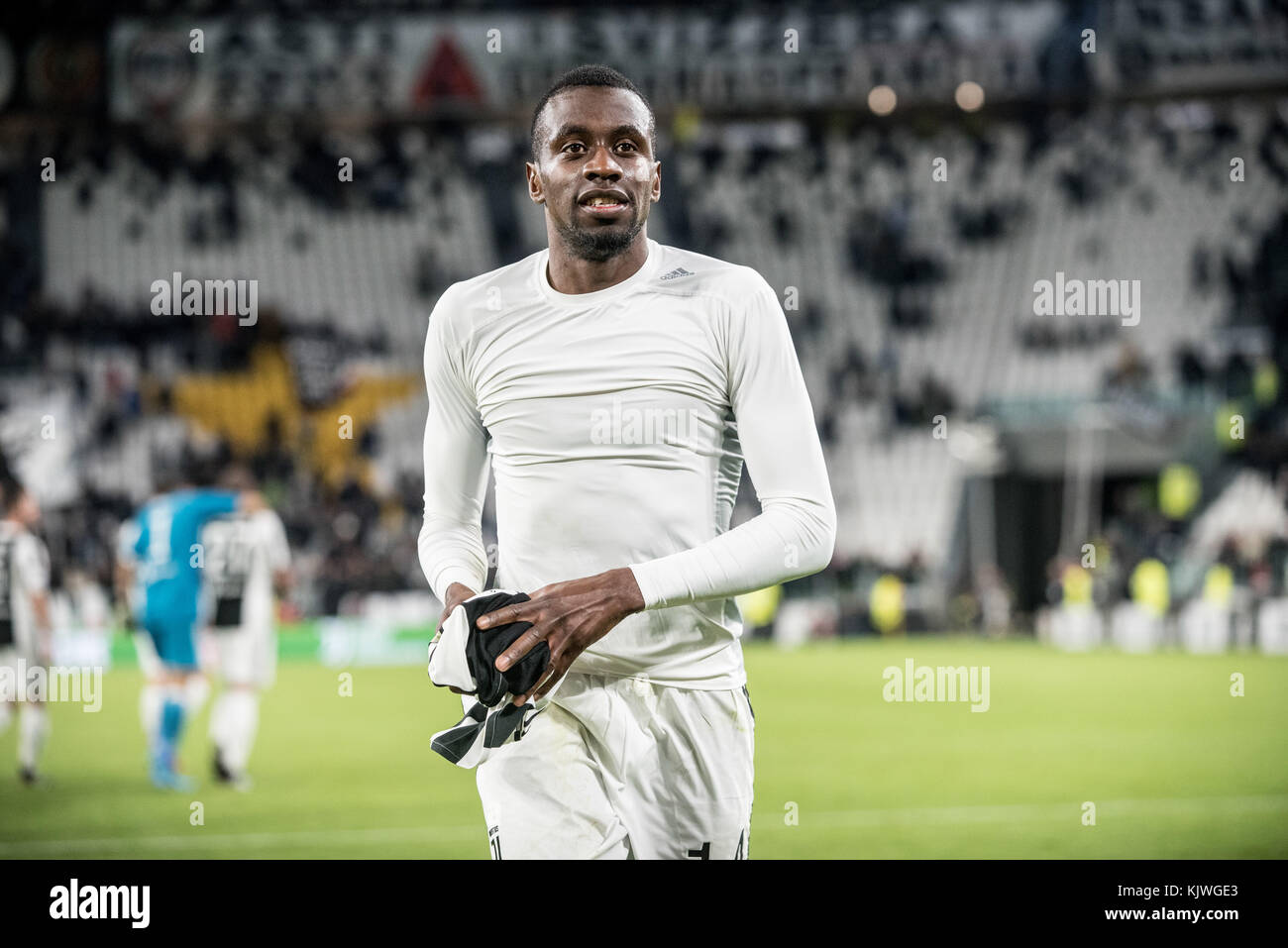 Turin, Italy. 26th November, 2017. Blaise Matuidi (Juventus FC) during ...