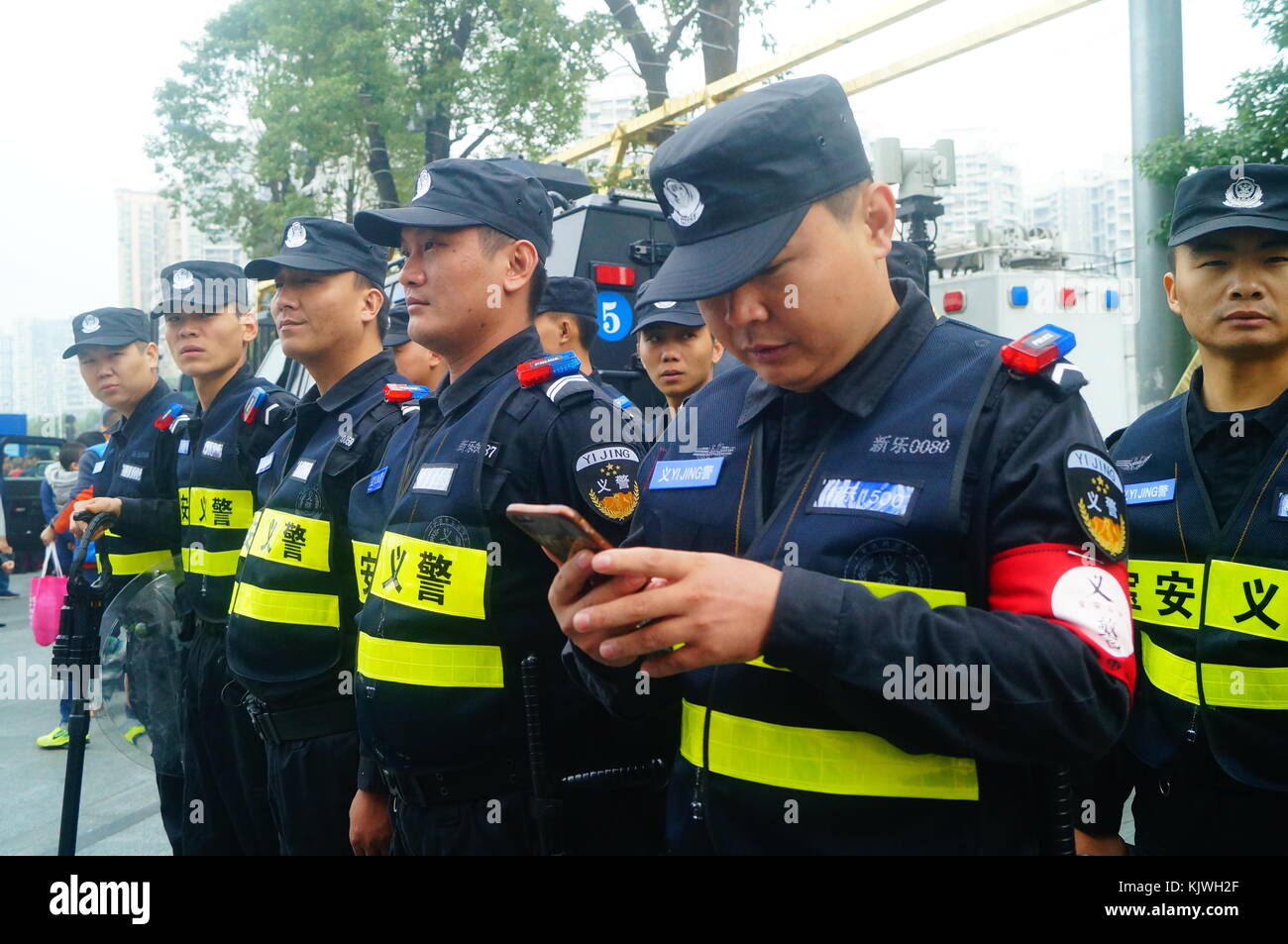 Shenzhen police open day activities at the scene, the security guard on ...