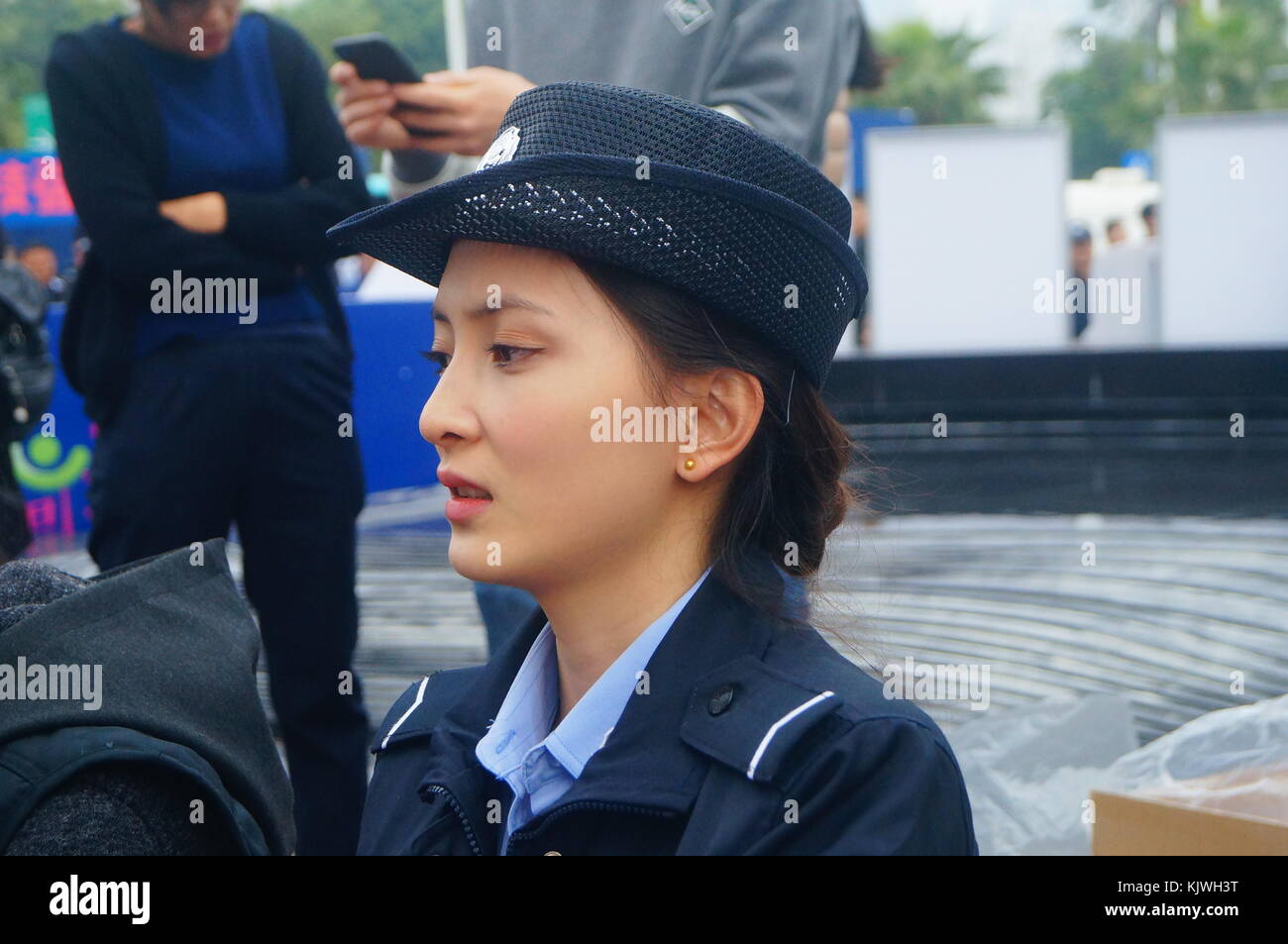 Beautiful policewoman hi-res stock photography and images - Alamy