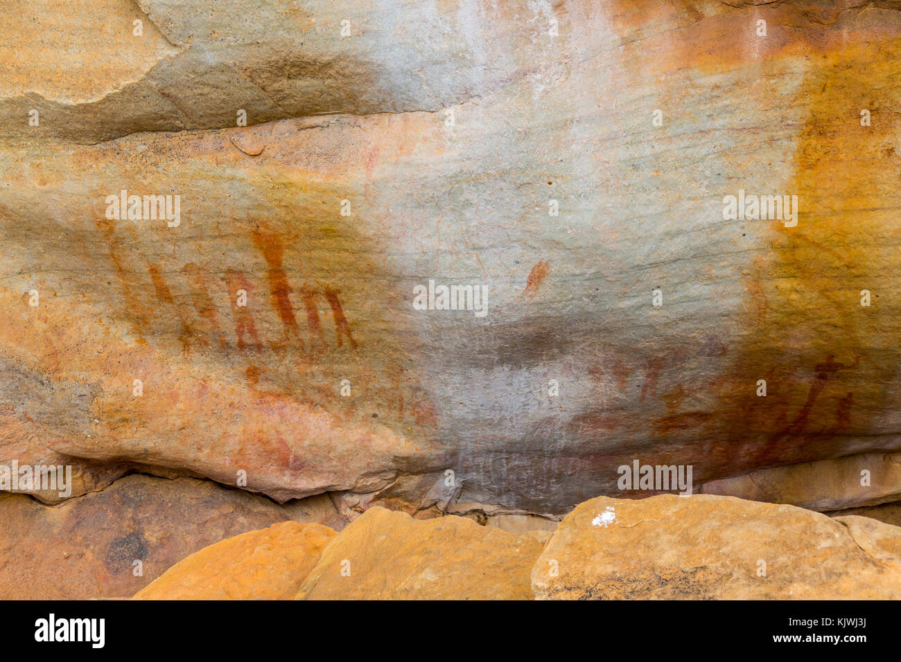 Bushman art human figures hi-res stock photography and images - Alamy