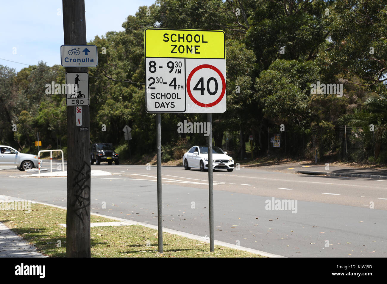 40kms hour hi-res stock photography and images - Alamy