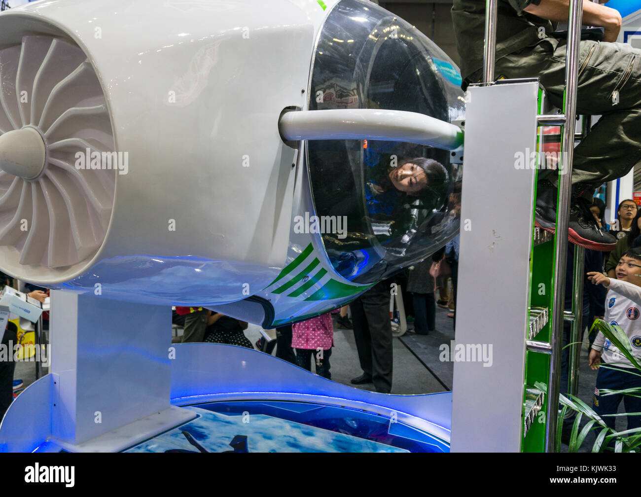 Flight simulator capsule hi-res stock photography and images - Alamy