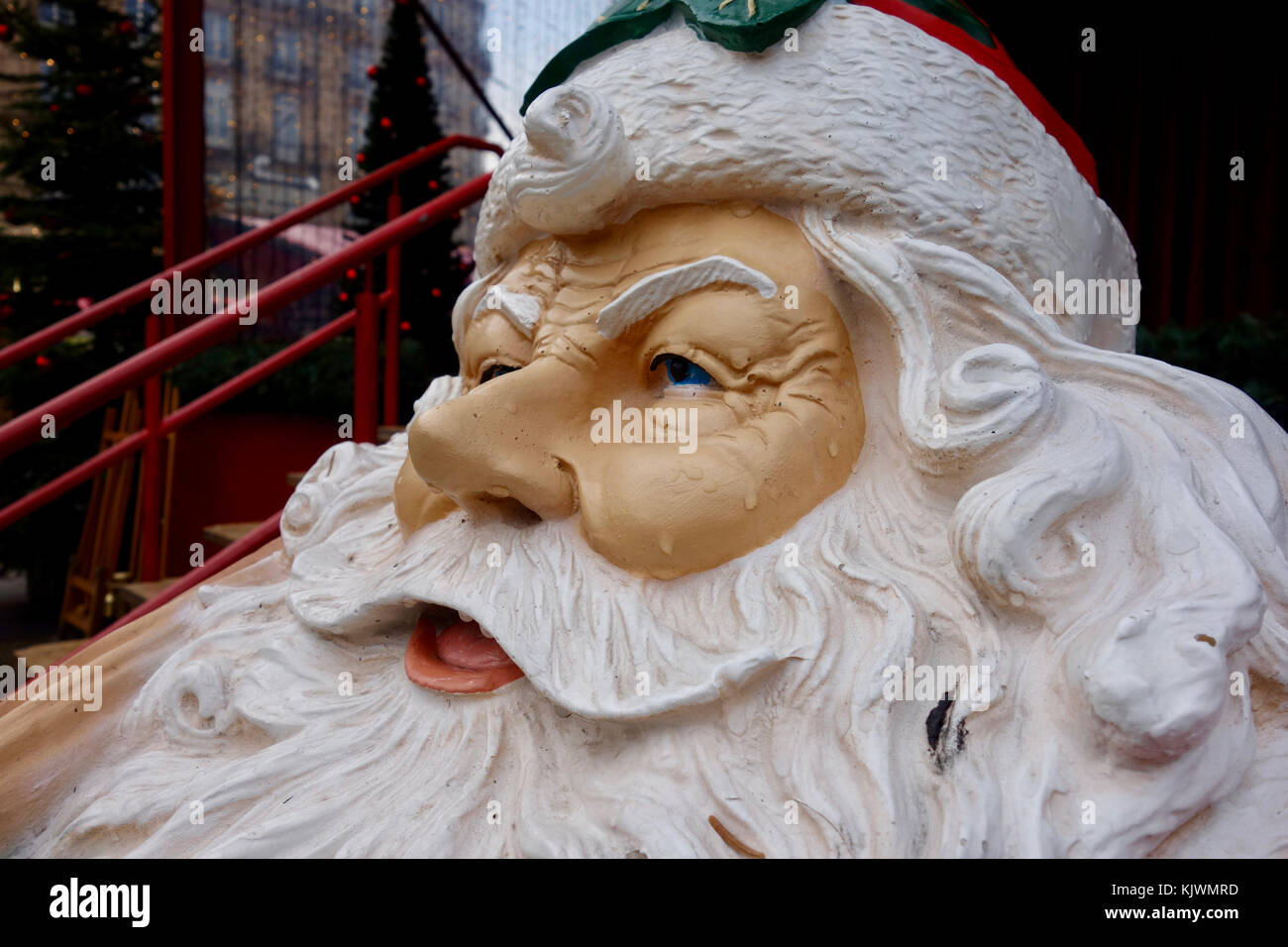 Santa Claus decoration at Cologne Cathedral Christmas Market Stock ...