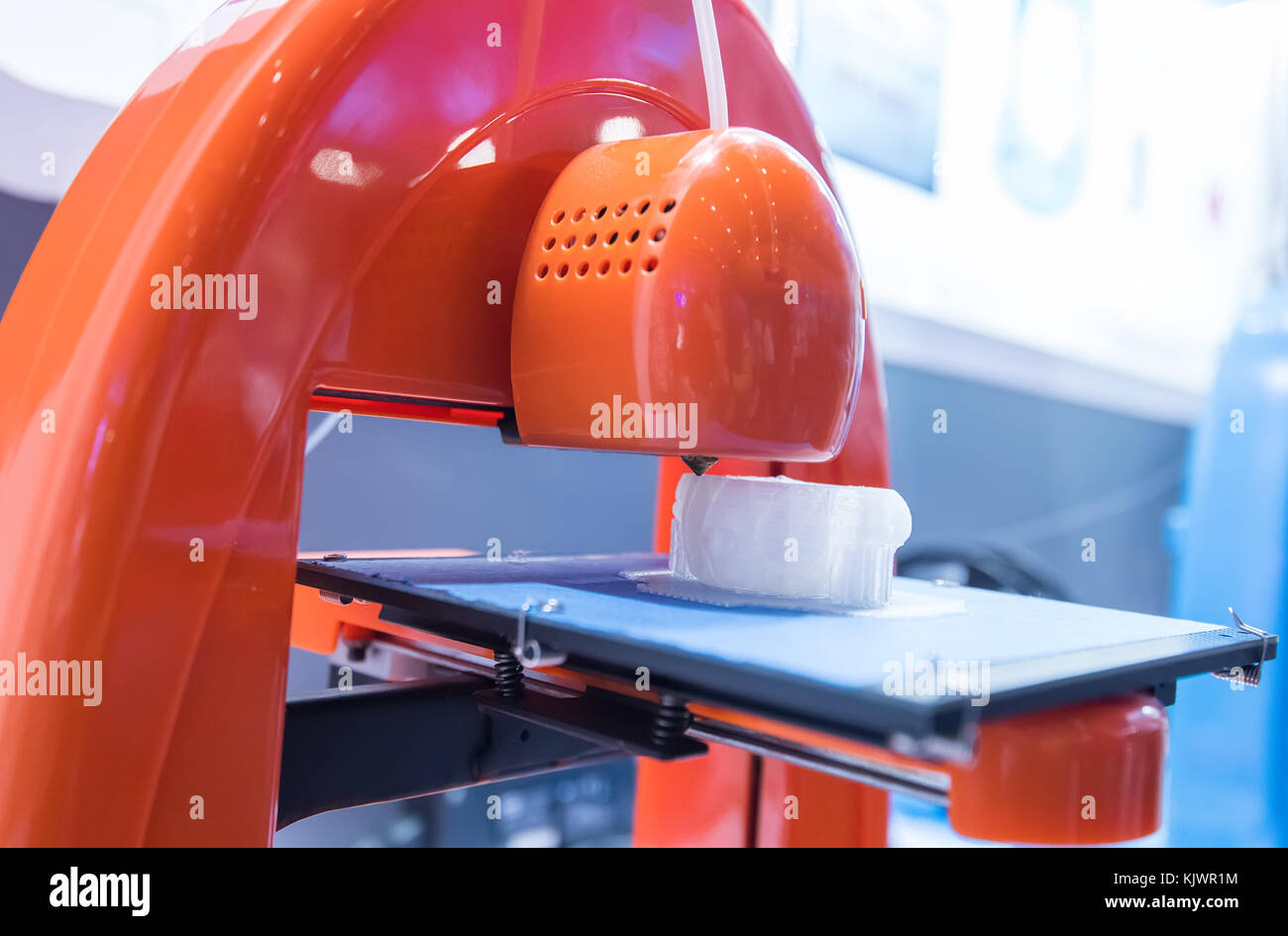 Modern 3D printer printing figure close-up macro Stock Photo - Alamy