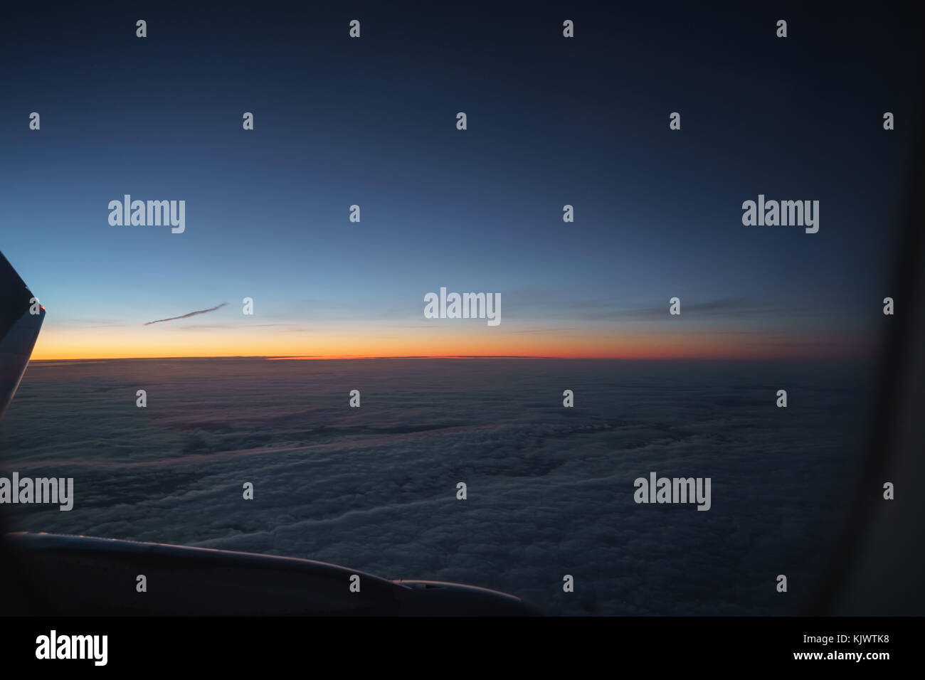 Plane sunrise hi-res stock photography and images - Alamy