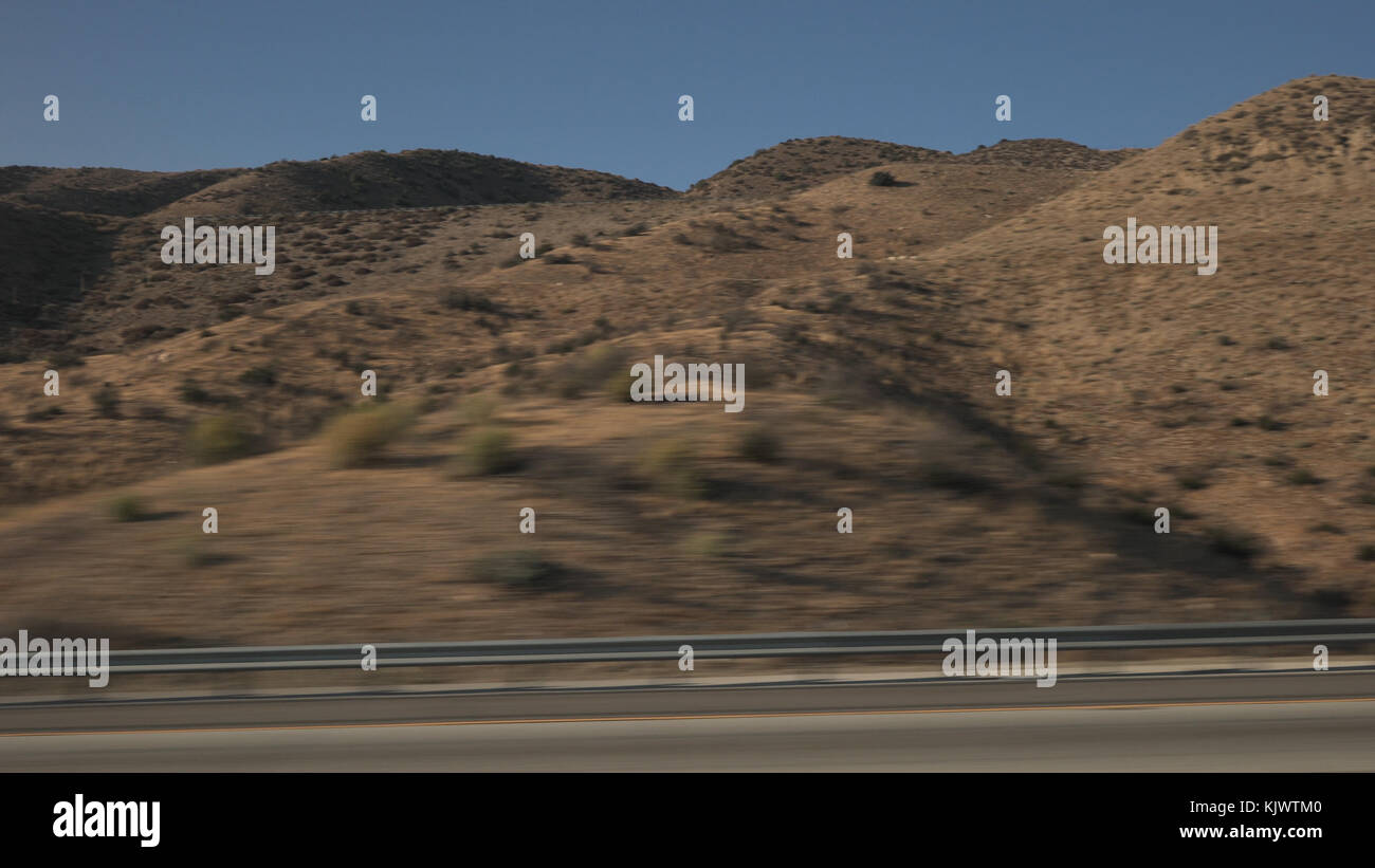 side view from moving car of mountains near Los Angeles Stock Photo - Alamy