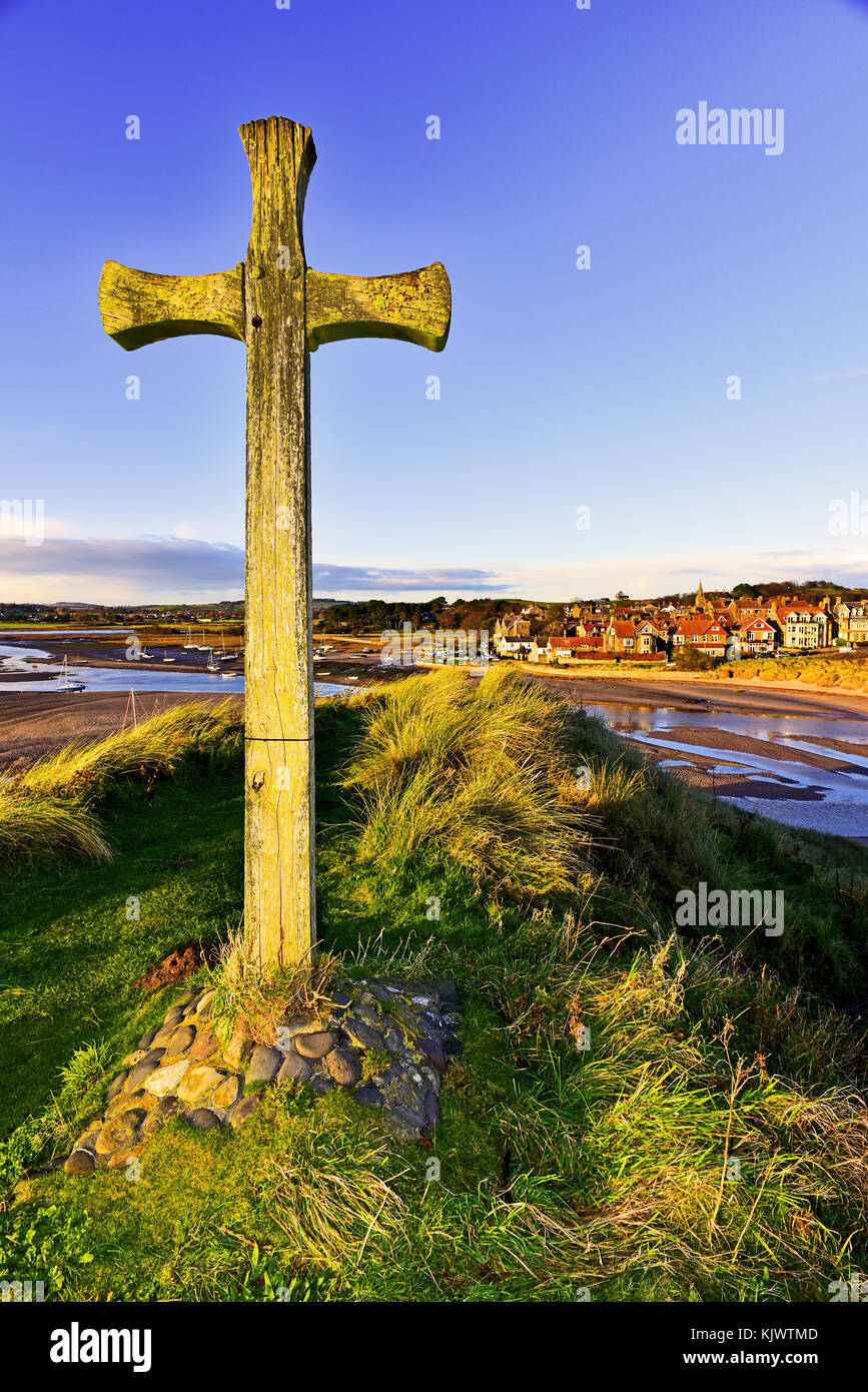 St Cuthberts Cross on Church Hill overlooking the River Aln estuary and ...