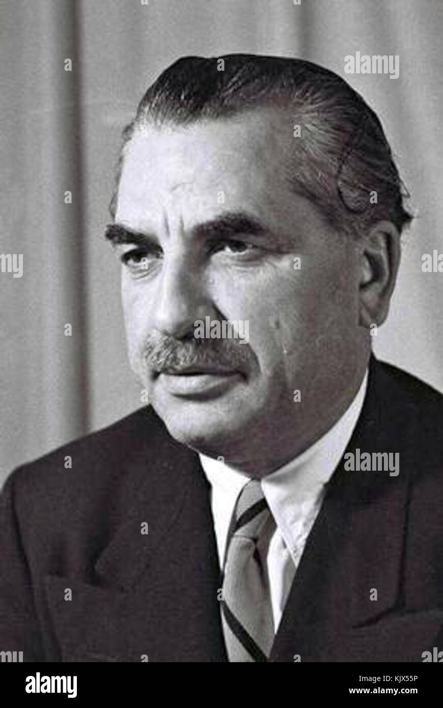 Shapira hi-res stock photography and images - Alamy